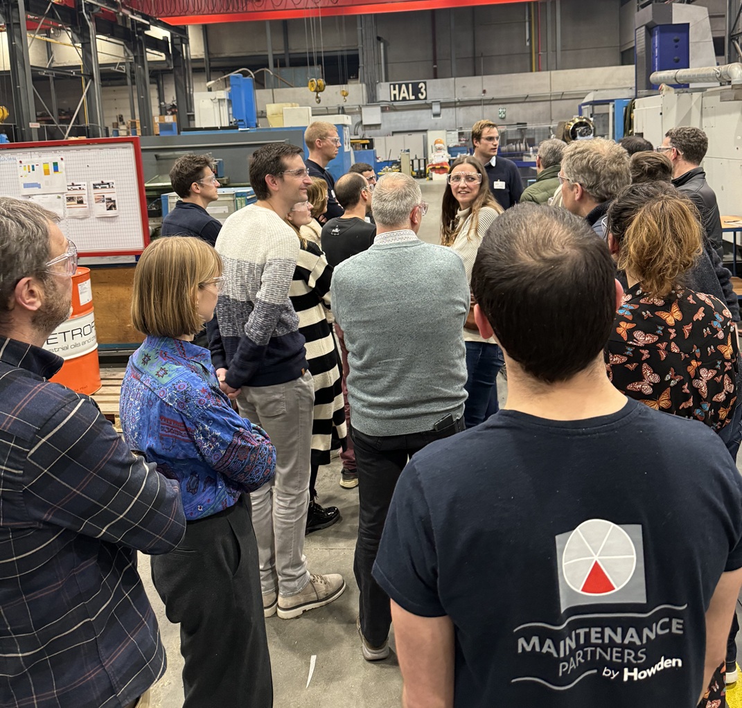 Deelnemers STEMpact op bezoek bij Howden Maintenance Partners | Voka