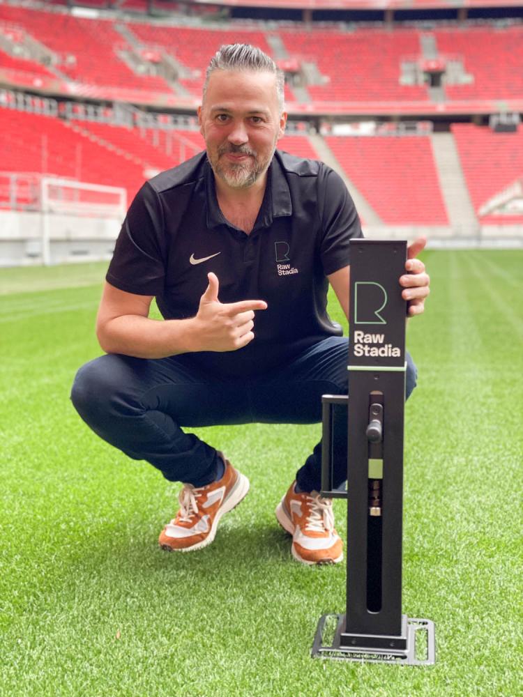 Sports-tech scale-up Raw Stadia krijgt wereldwijd voet aan de grond | Voka